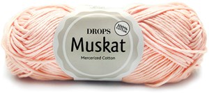 Drops Muskat Uni Colour 10 Peach | Yarnplaza.com