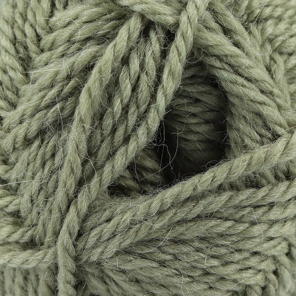 Drops Nepal Uni Colour 8918 Moss Green | Yarnplaza.com