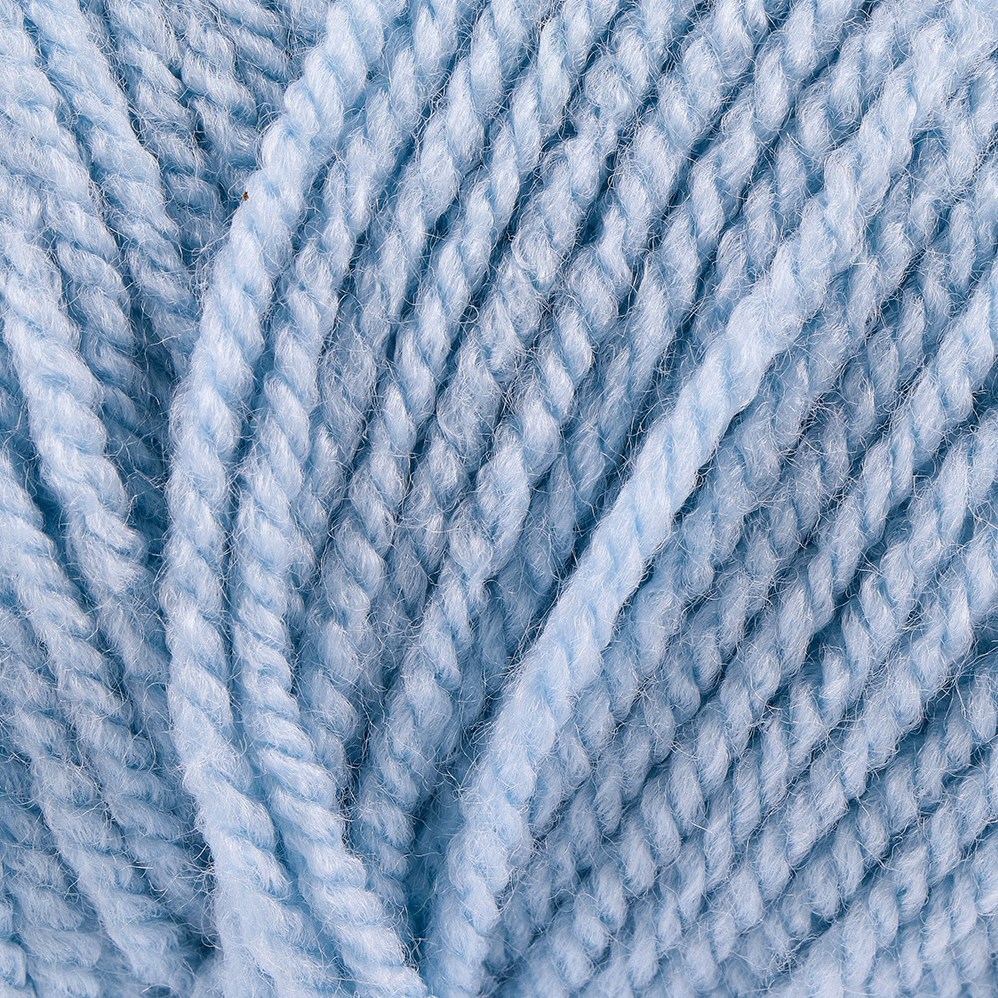 Yarn and Colors Super Amazing 063 Ice Blue | Yarnplaza.com