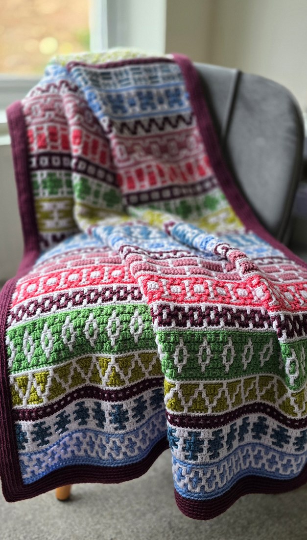 Adventures in Overlay Mosaic – Rosina Plane Yarn Kit | Yarnplaza.com