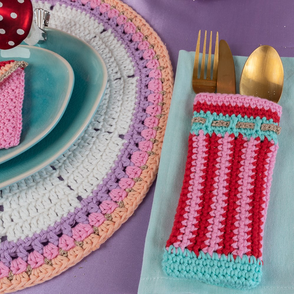 Crochet Pattern Yarn and Colors Colorful Christmas Cutlery Keeper ...