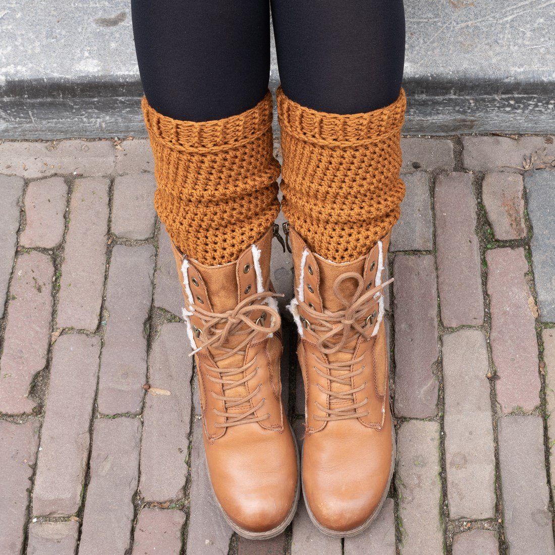 Yarn and Colors Soft Serene Socks Booklet - Yarnplaza.com