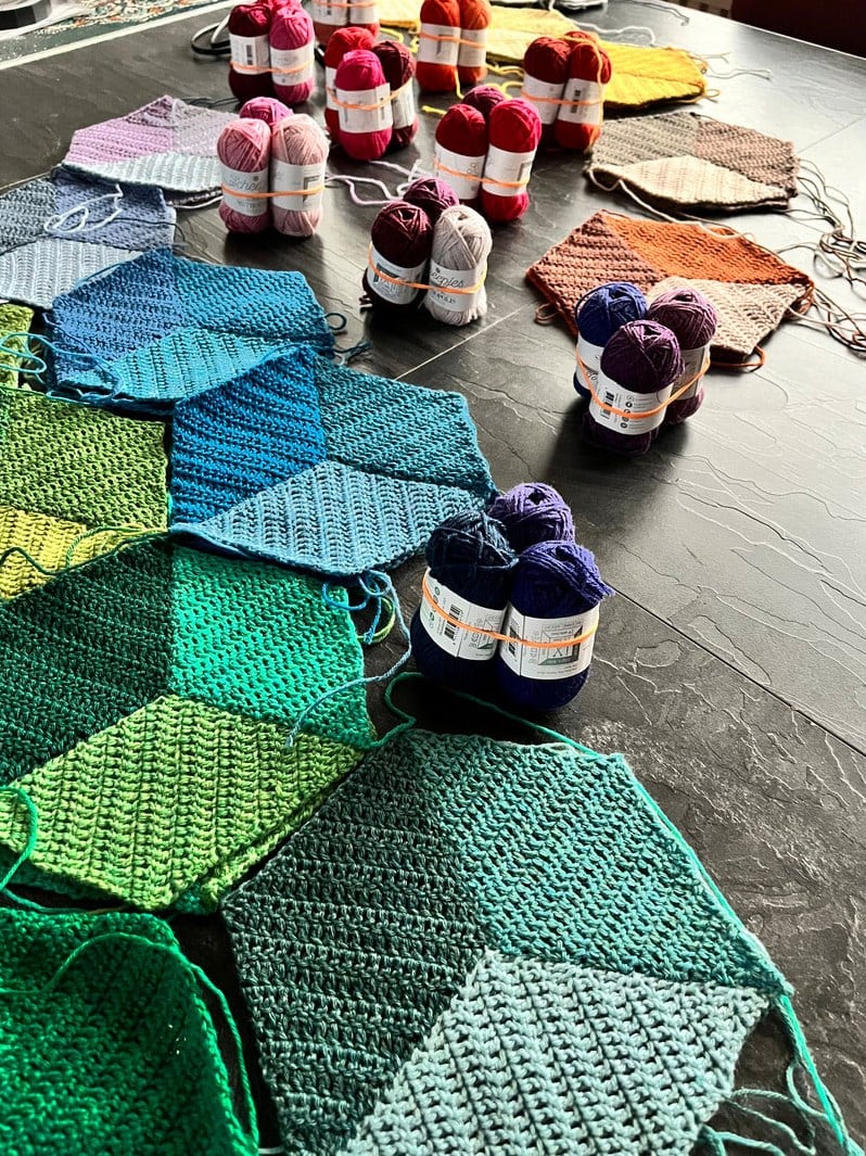 Scheepjes Tumbling Blocks Shawl Yarn kit | Yarnplaza.com