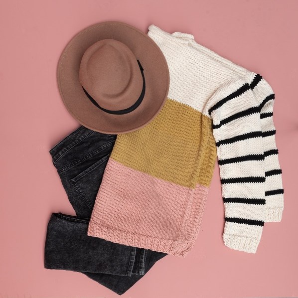 Knitting Pattern Yarn and Colors Striped Jumper Color Block - Yarnplaza.com