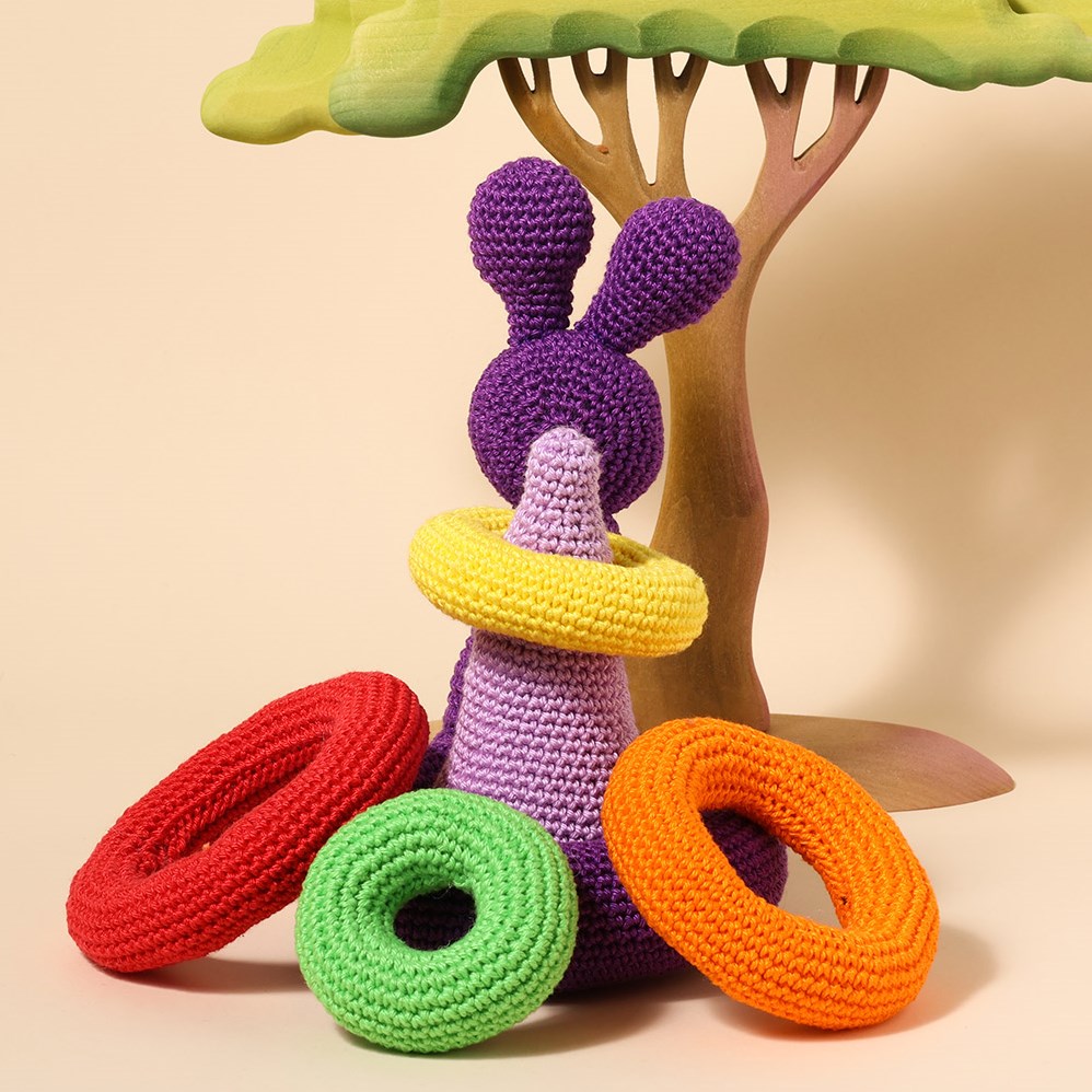 Snail Stacking Tower - YarnZoo Crochet Kit