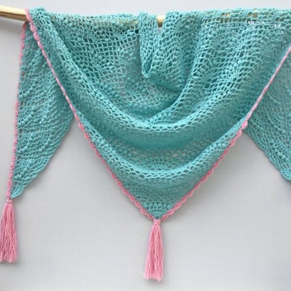 Crochet Pattern Fan Shawl Triangle - Yarnplaza.com
